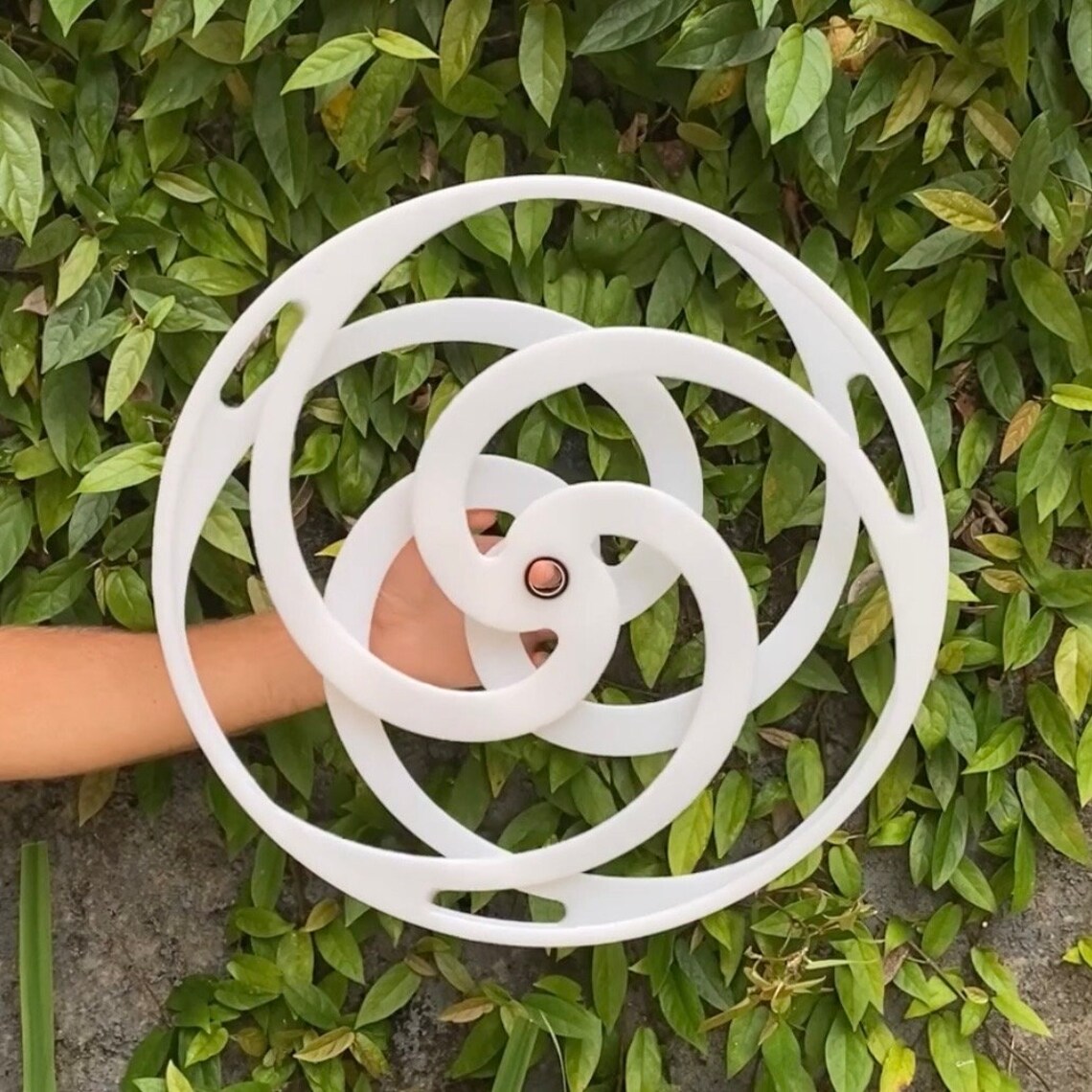 Hypno Spirals Spinning Fans | Optical Illusion Flow Toys for Dance ...