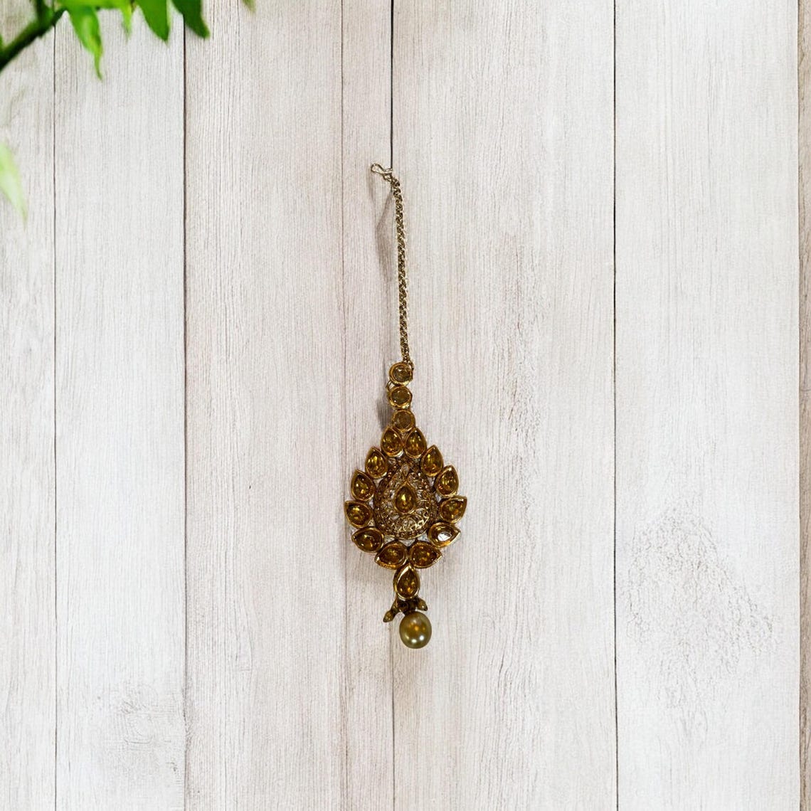 Gold Kundan Maang Tikka With Champagne Pearl Drop – Traditional Indian ...