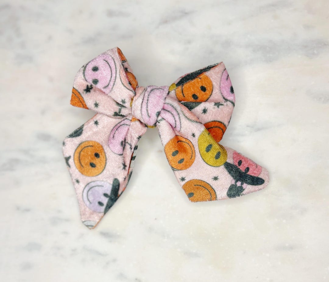 Pastel Halloween Smiley Face Bow | Velvet Alligator Clip Hair Bow ...