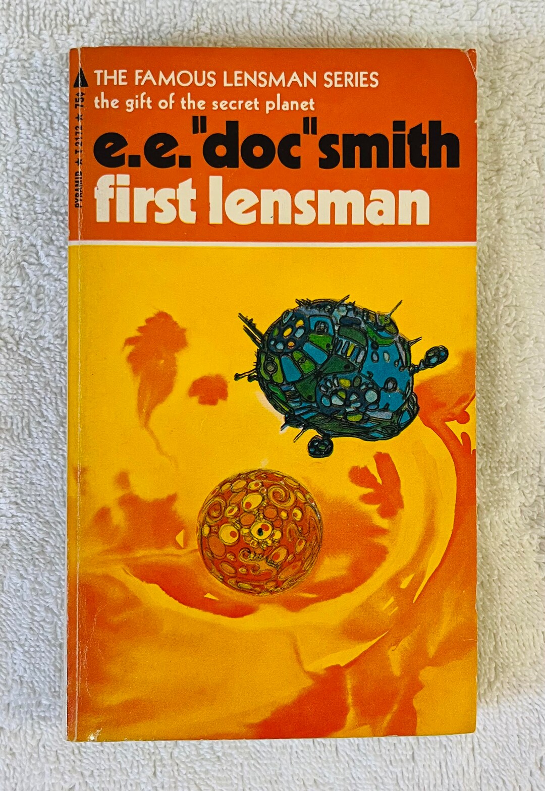 E. E. doc SMITH First Lensman 1970 Pyramid Paperback SF - Etsy
