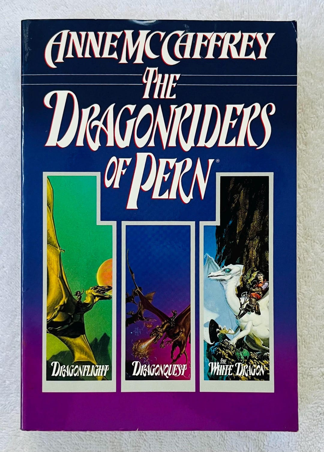 ANNE MCCAFFREY - the Dragonriders of Pern - 1988 Soft Cover - 3 in 1 - Dragonflight; Dragonquest ...