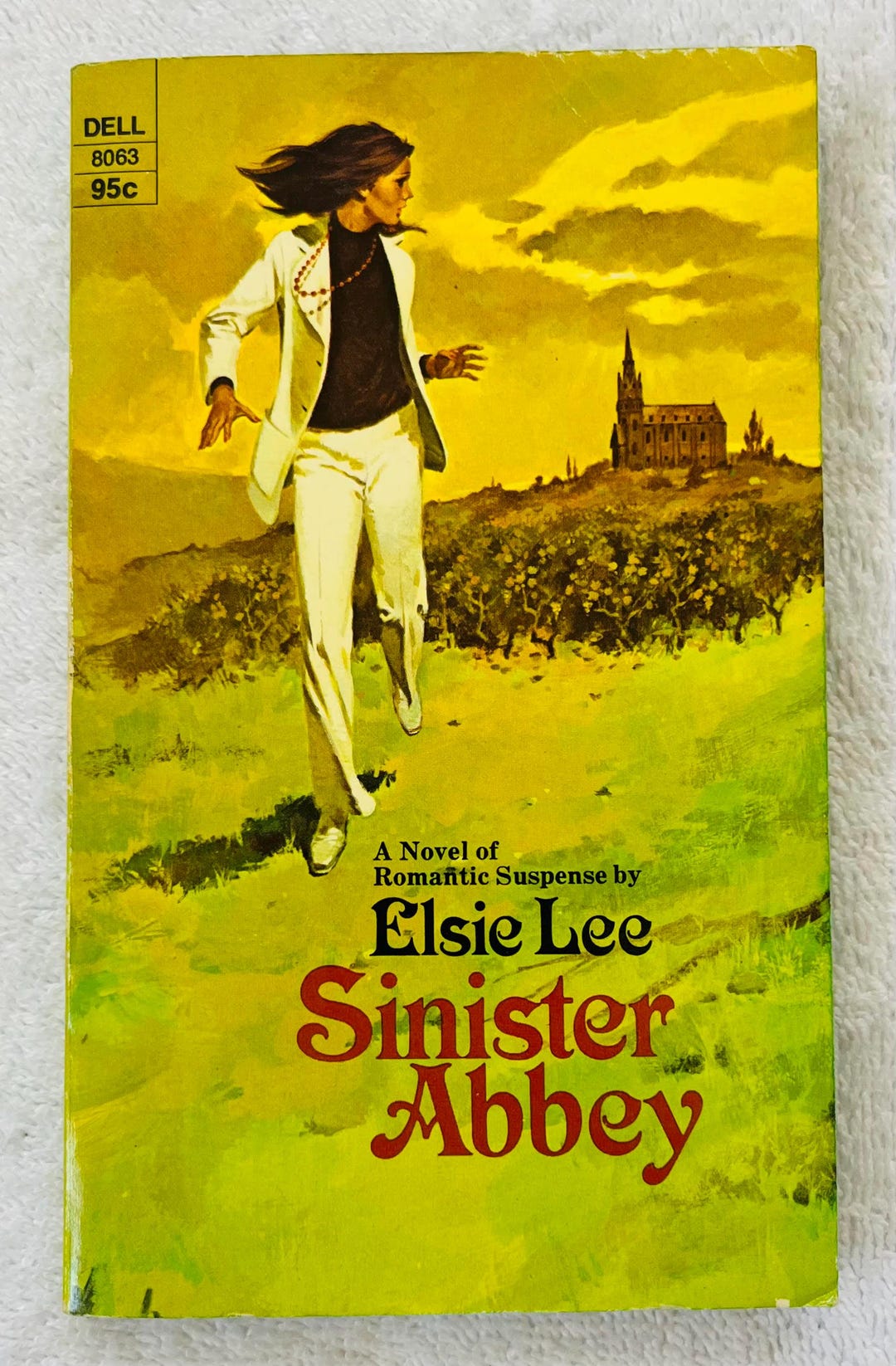 ELSIE LEE - Sinister Abbey - 1973 Dell Paperback Gothic Romance ...