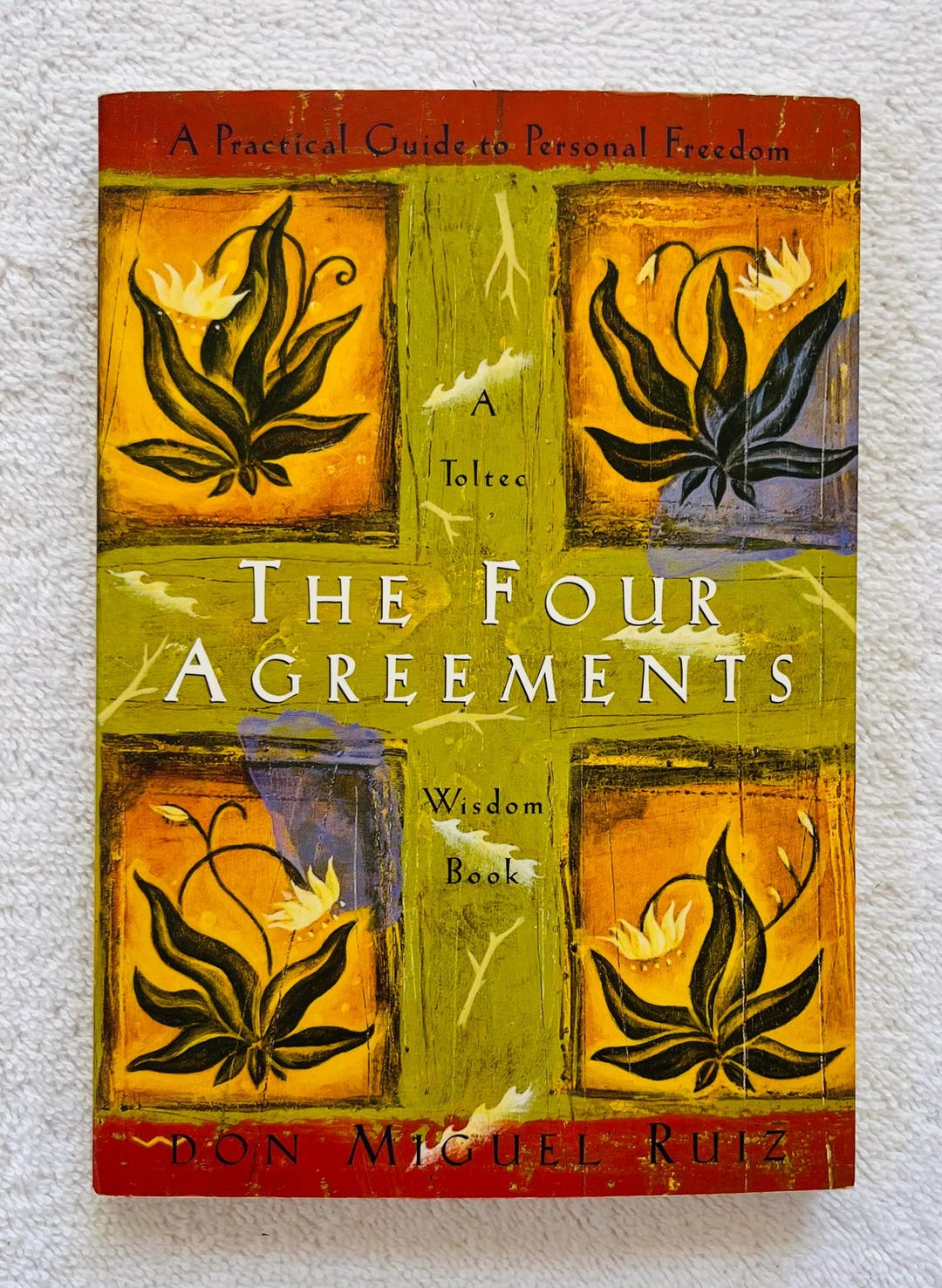 DON MIGUEL RUIZ - the Four Agreements - 1997 Soft Cover Inspirational ...