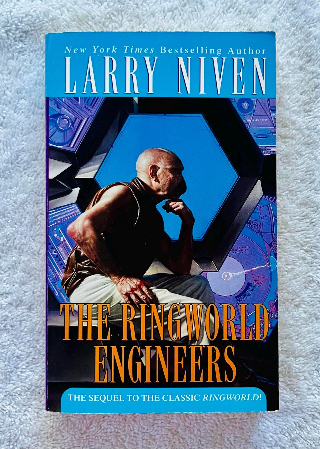 LARRY NIVEN - Ringworld Engineers - 1981 Science Fiction Paperback - Etsy