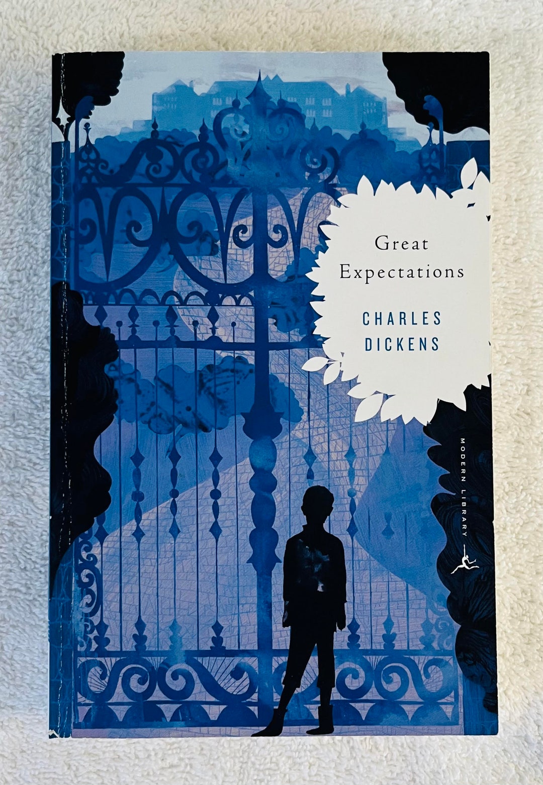 CHARLES DICKENS - Great Expectations - 2001 Modern Library Soft Cover ...