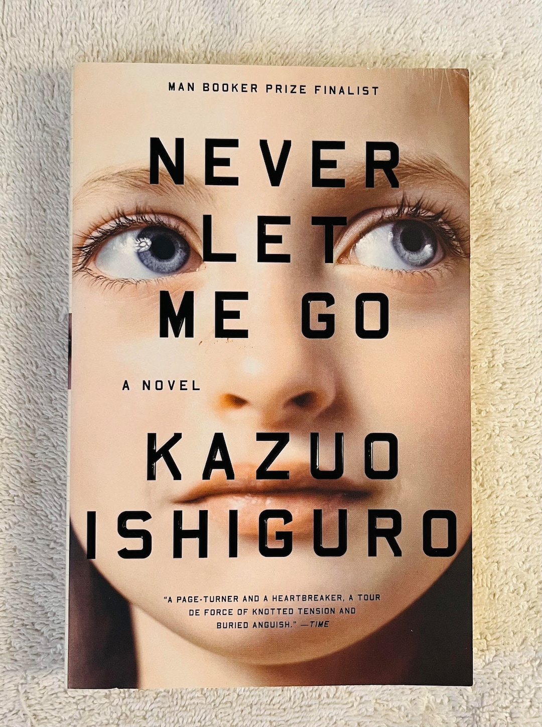 KAZUO ISHIGURO Never Let Me Go Vintage Books Soft Cover - Etsy
