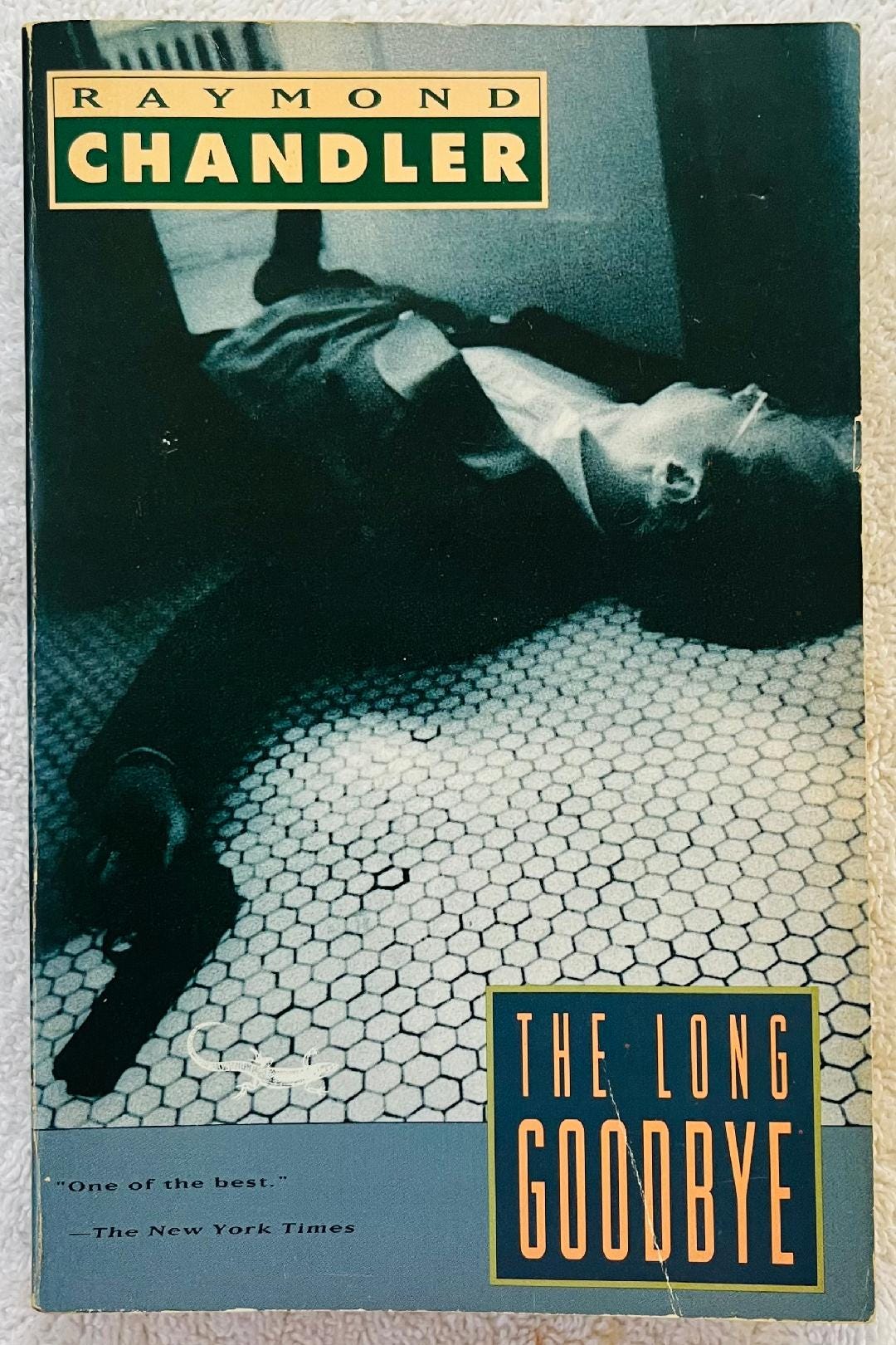 RAYMOND CHANDLER - the Long Goodbye - 1992 Vintage Books Trade Soft ...
