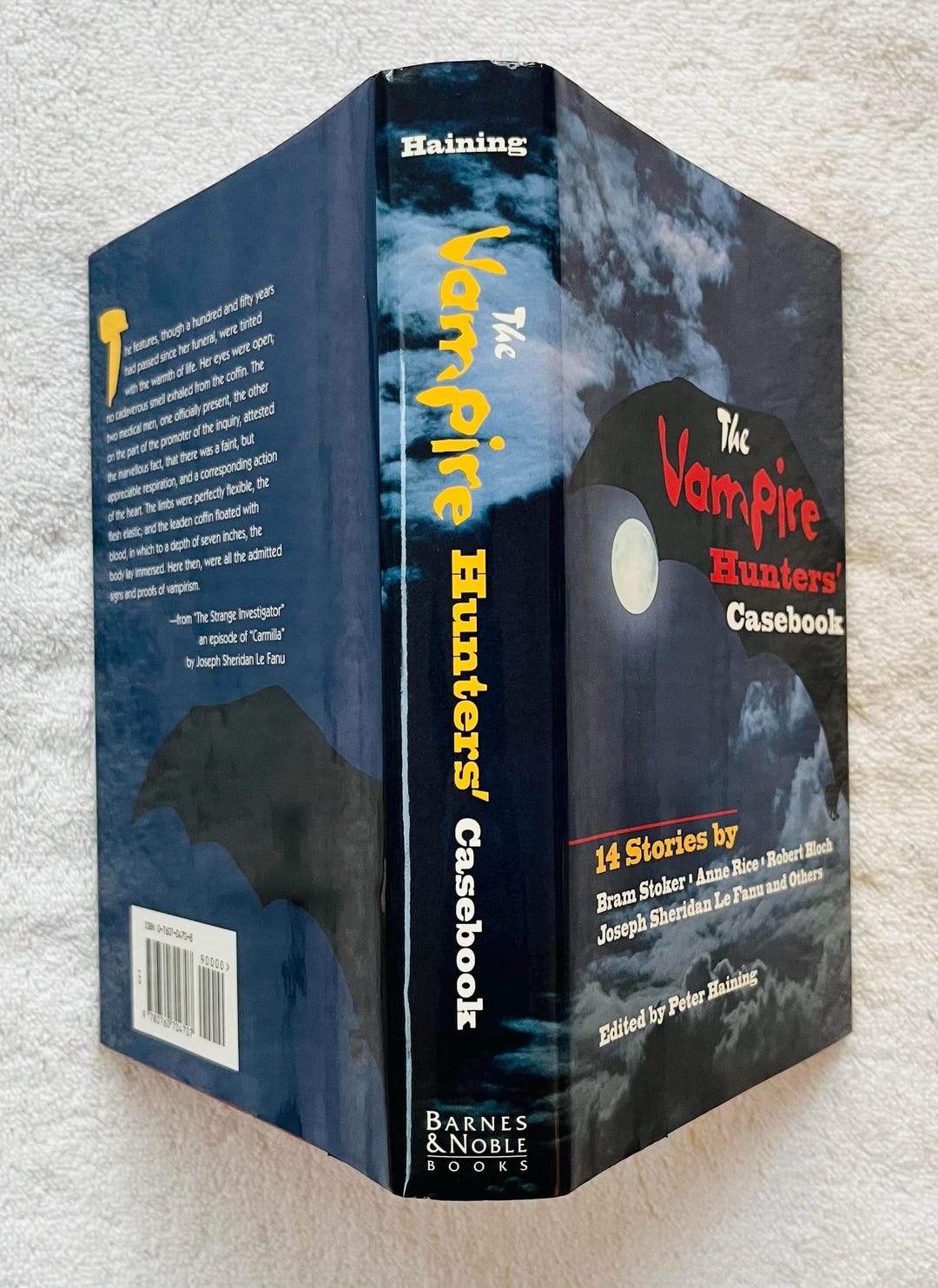 PETER HAINING the Vampire Hunter's Casebook 1997 B&N First Printing ...