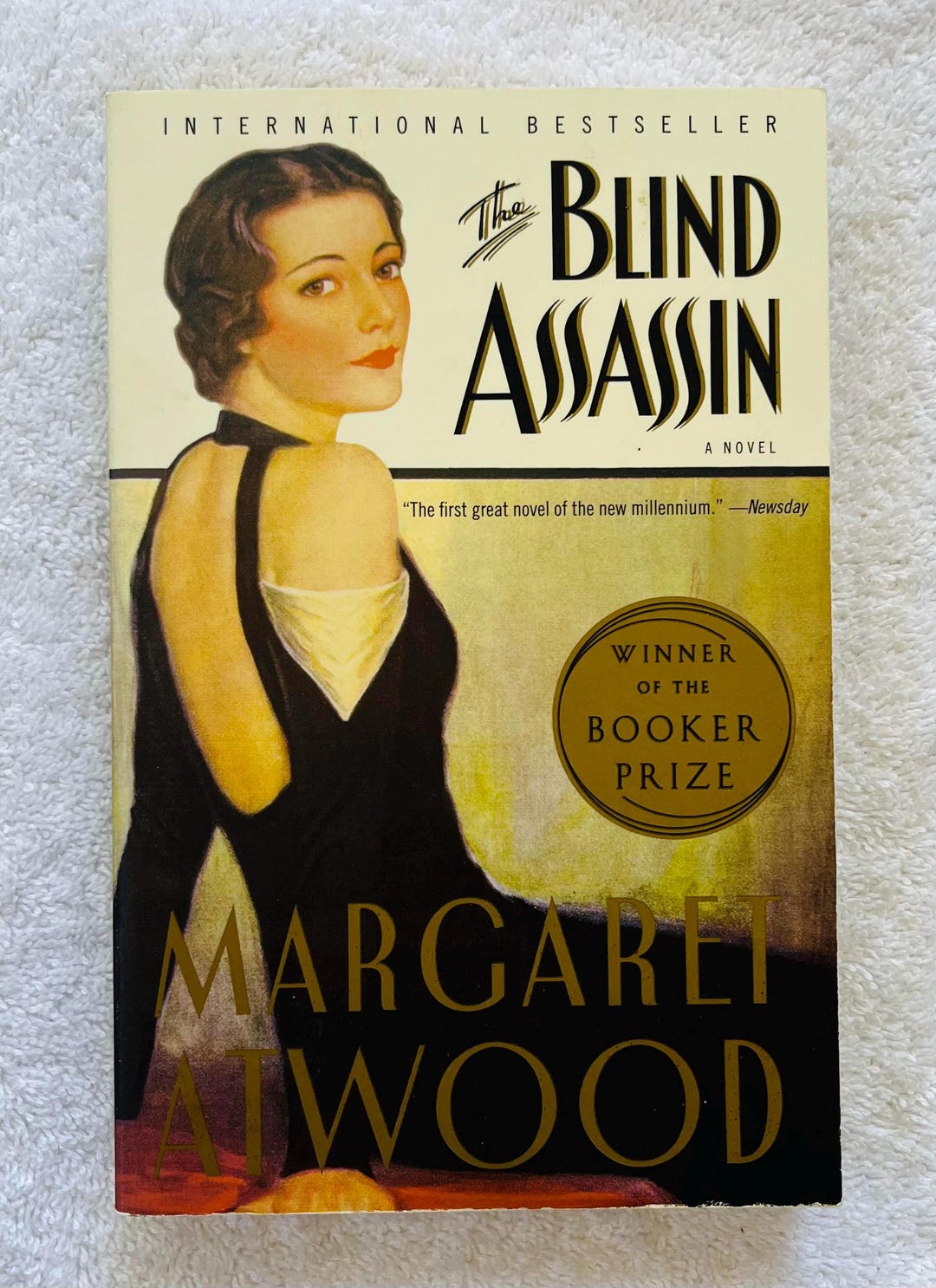 MARGARET ATWOOD - the Blind Assassin - Anchor Books Soft Cover Edition ...