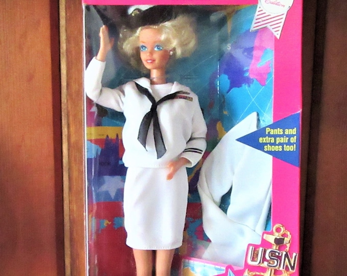 1990 Stars and Stripes NAVY BARBIE USN Vintage Barbie #9693 New in Box ...