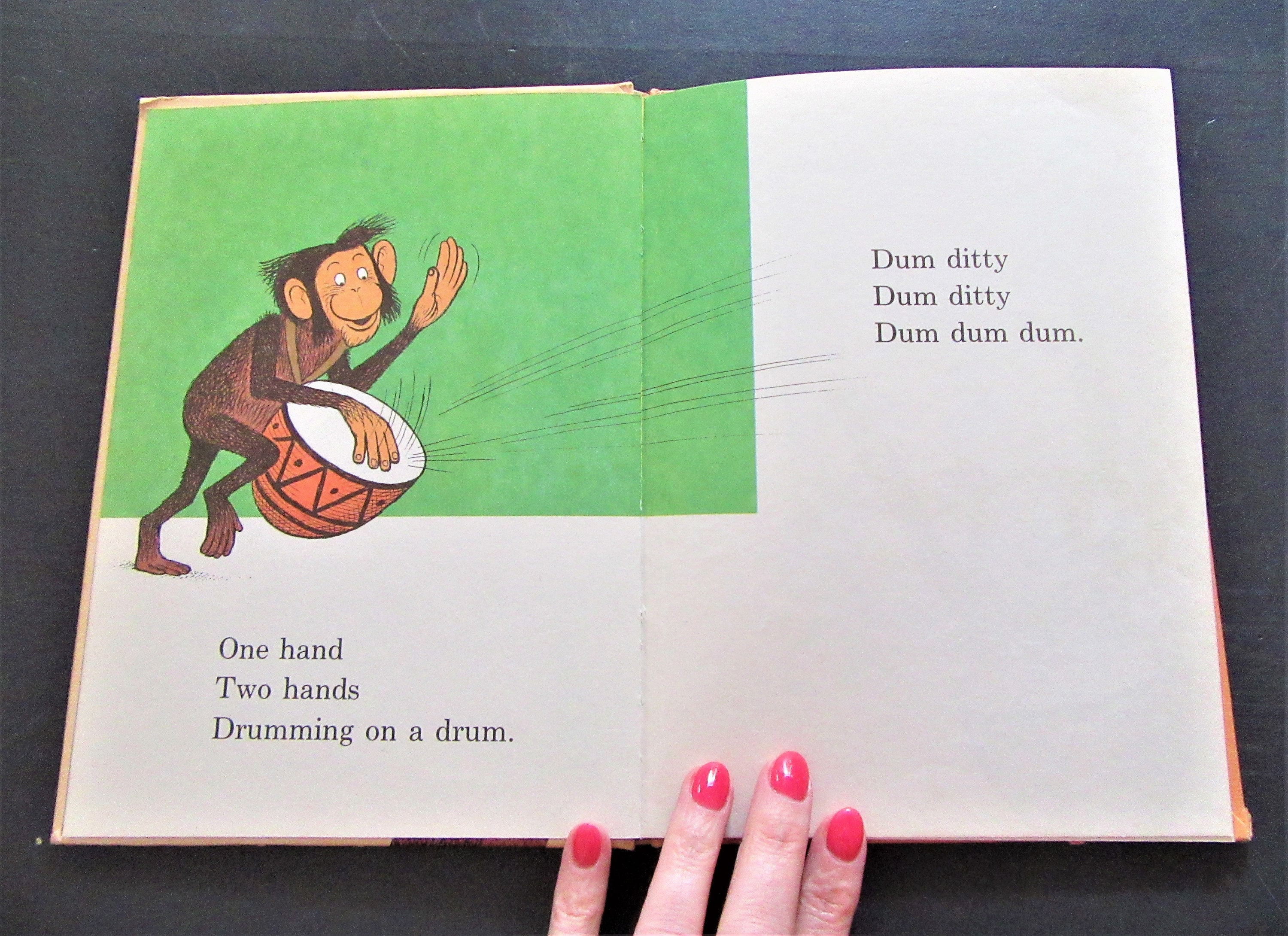 1969 Vintage HAND HAND FINGERS Thumb / Bright and Early Book - Etsy