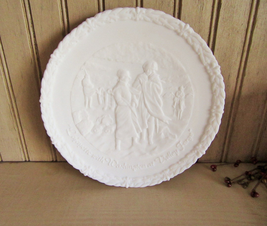 1977 Fenton Bicentennial Plate: Lafayette & Washington at Valley Forge ...