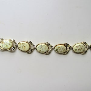 Vintage SIGNED CORO JEWELRY / Lucite Ivory Confetti Bracelet/ Gold Leaf ...