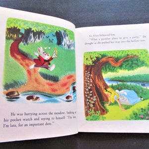 1974 Vintage ALICE IN WONDERLAND meets the White Rabbit / Walt Disney ...