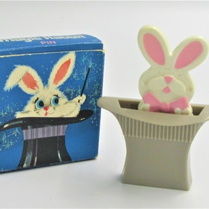 1975 Magic Rabbit AVON PIN PAL / Rabbit in a Hat Pin / - Etsy