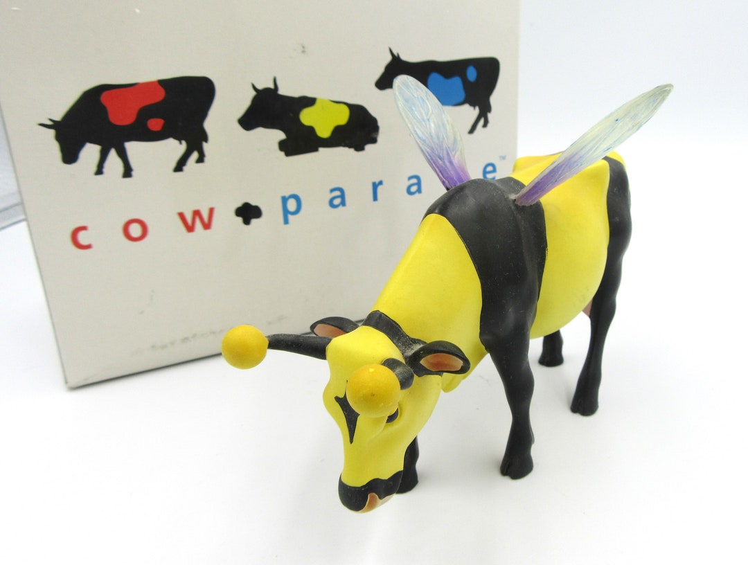 2001 Cow Parade Bumble Bee Cow 9135 With Original Box Museum Figurine ...