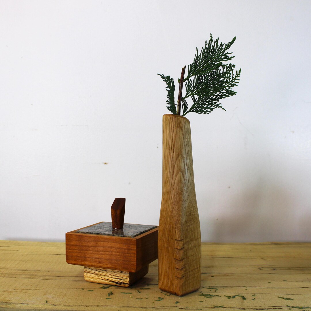 Oak Wooden Bud Vase, Live Edge Dry Flower Stem Vase - Etsy