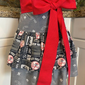 New York Yankees Apron FREE SHIPPING - Etsy