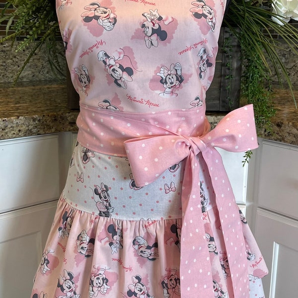 Minnie Mouse Apron - Etsy