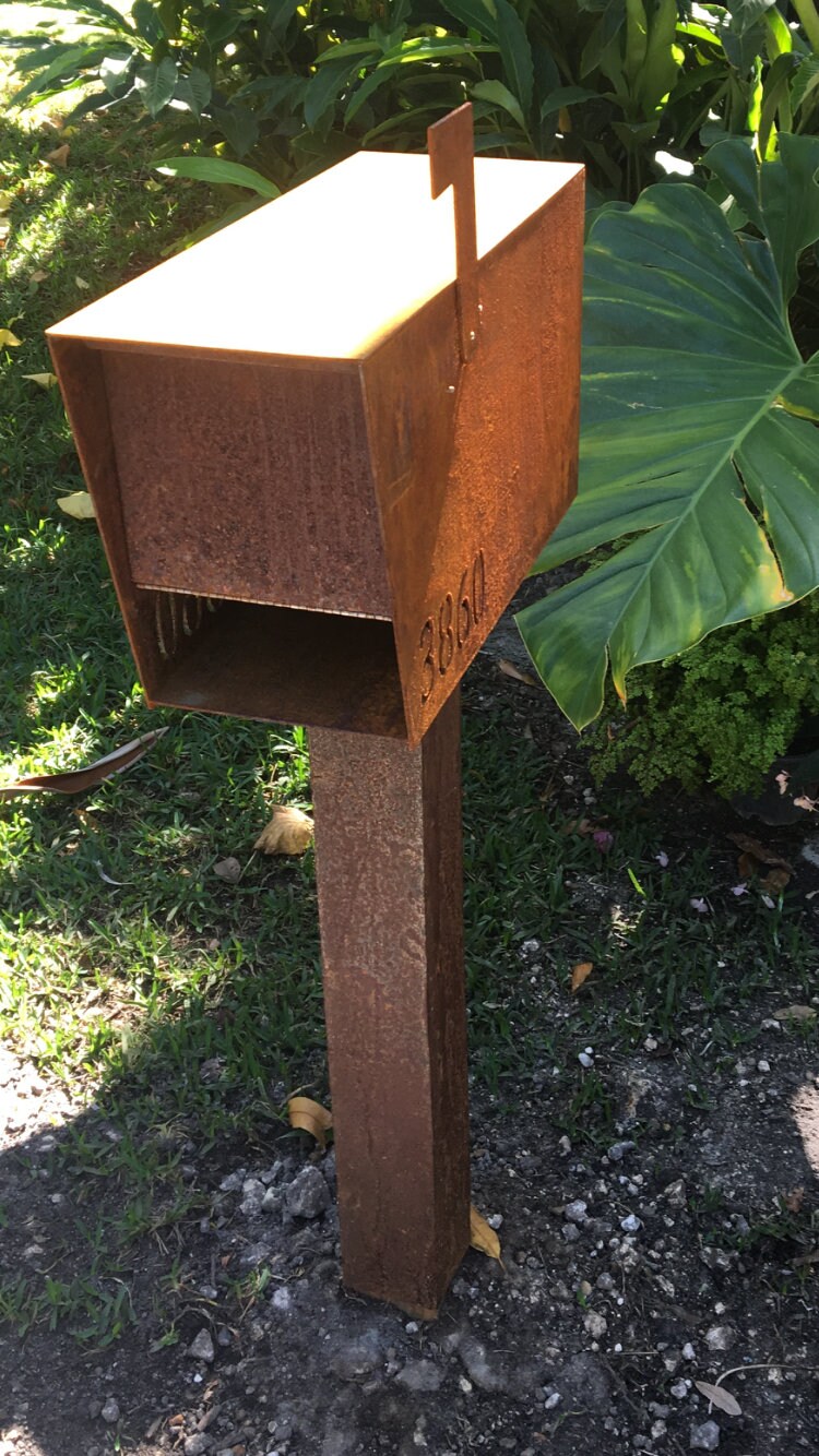 Modern Steel Mailbox | With House Numbers - Etsy