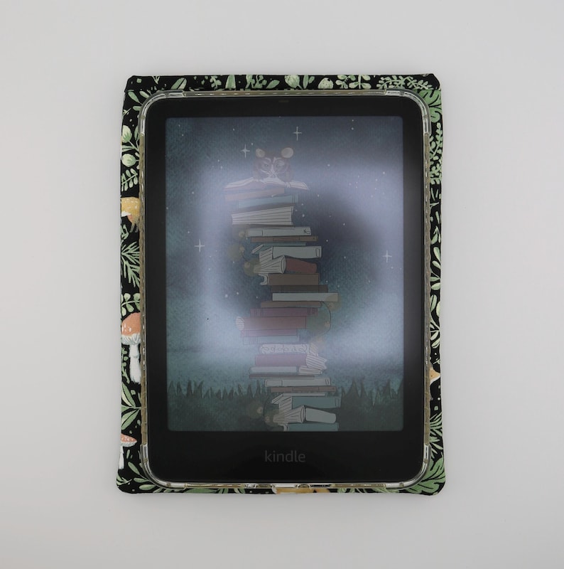 Foxes and Mushrooms Forest Kindle Paperwhite Sleeve | Padded Fall ...