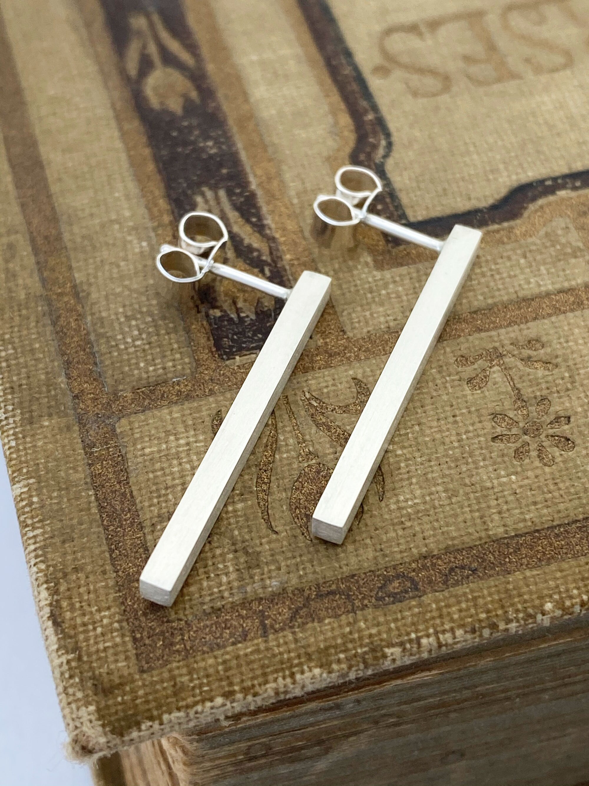 Silver rod earrings - Simple rod studs - silver stick earrings - silver ...