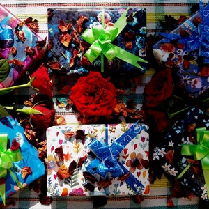 Pressed Flower Cross, Real Flower Jewellery, Botanical Flower Necklace ...