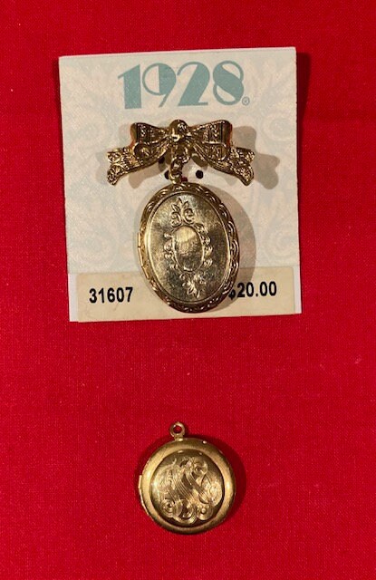 1928 Lockets and Unmarked Lockets and 1928 Locket Pin - Etsy