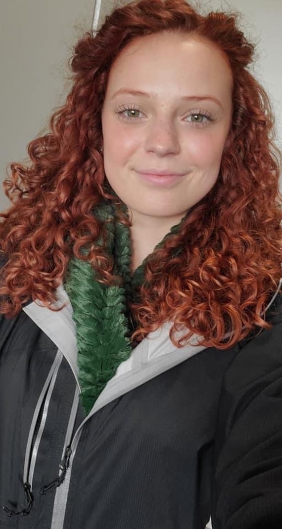 Holly Schuetz's Instagram, Twitter & Facebook on IDCrawl