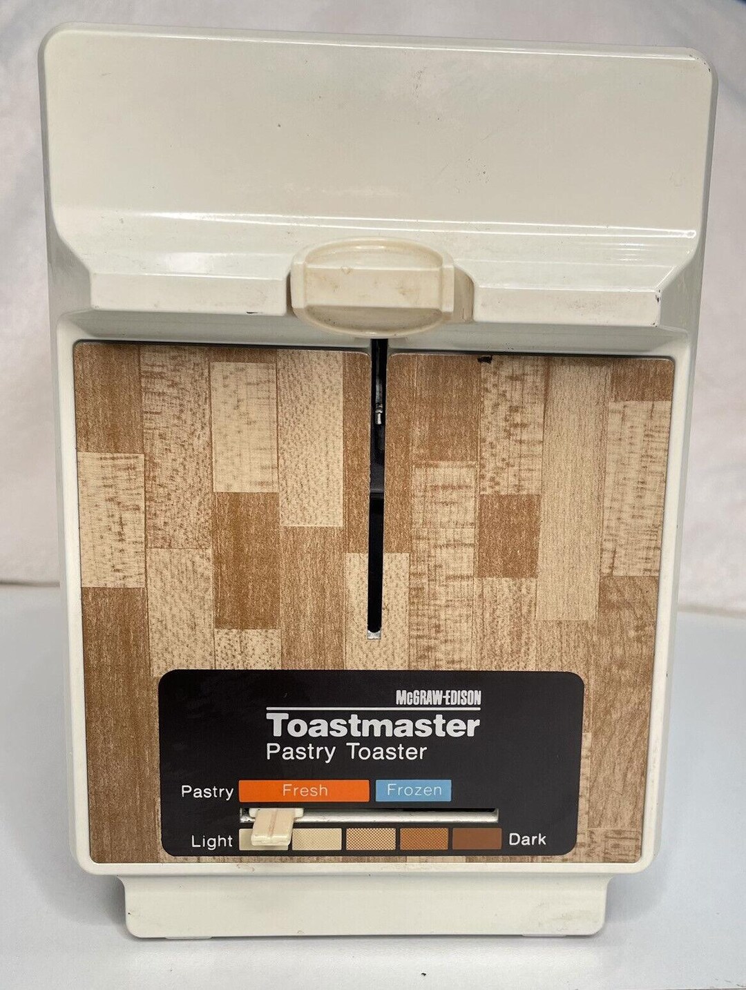 Vintage Toastmaster 2-slice Pop-up Pastry Toaster Model B703 Chrome ...