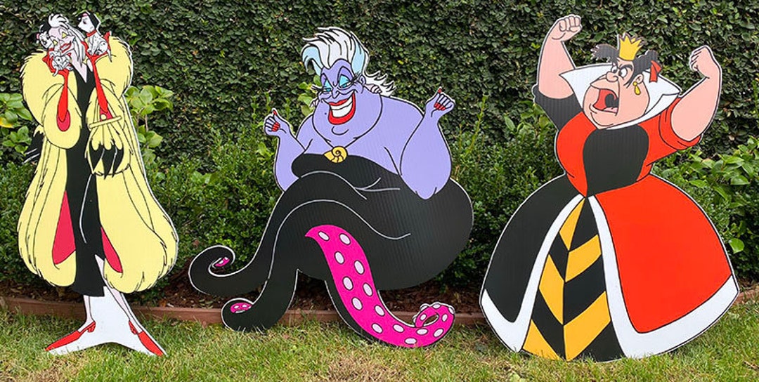 ONE (1) Halloween Villain Prop, Scary Halloween Props, Halloween Decor ...