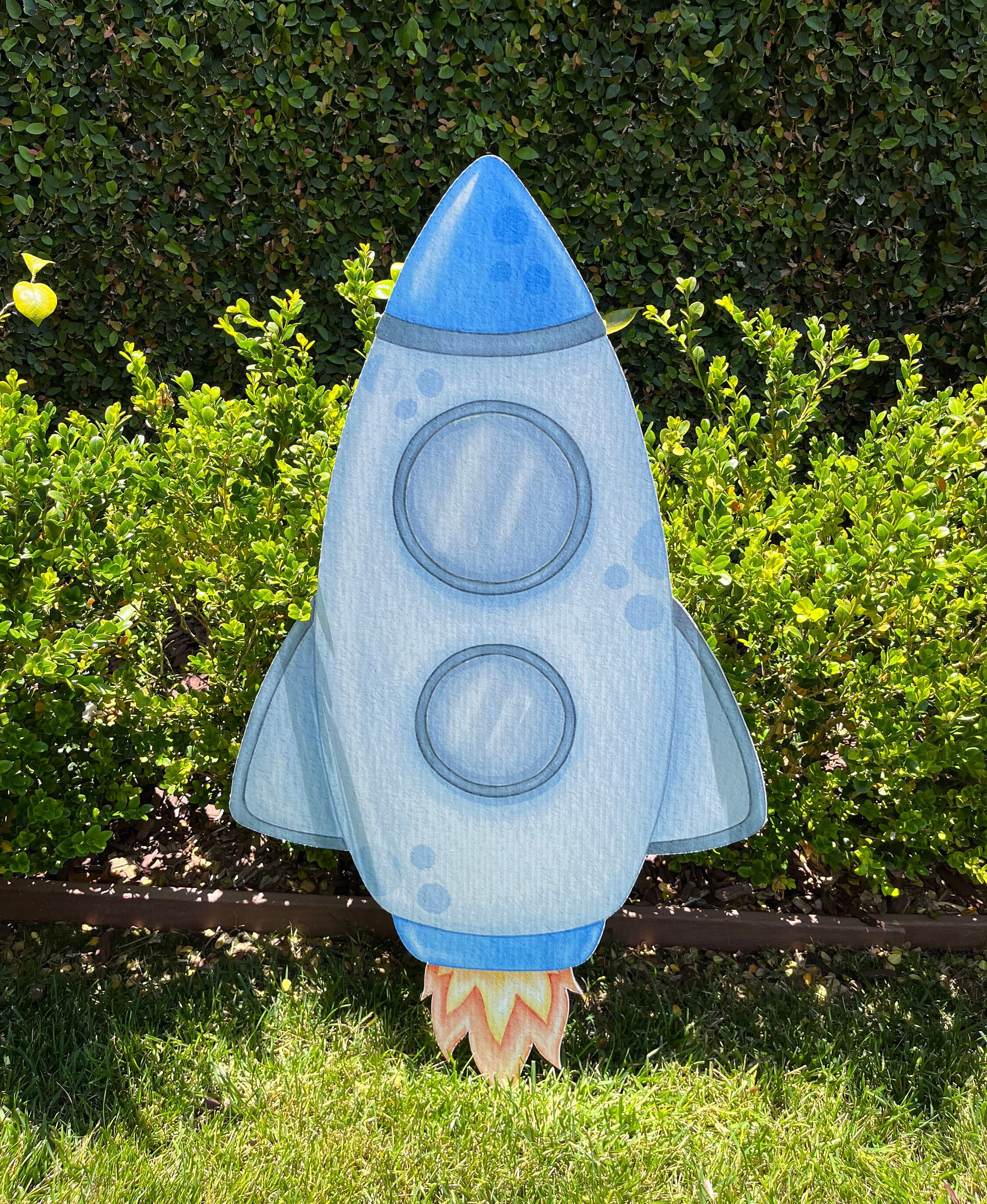 Astronaut Party - Space, Stars and Rockets Decor - Universe Props ...