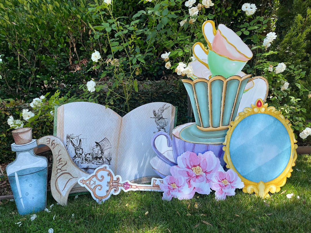 Tea Party - Classic Alice in Wonderland - Looking Glass Mirror ...