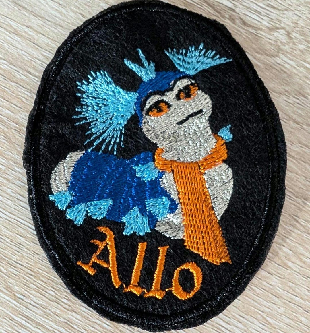 Allo Worm Patch: 80s Movie Nostalgia, Iron-on Sew-on , Bowie, Labyrinth ...