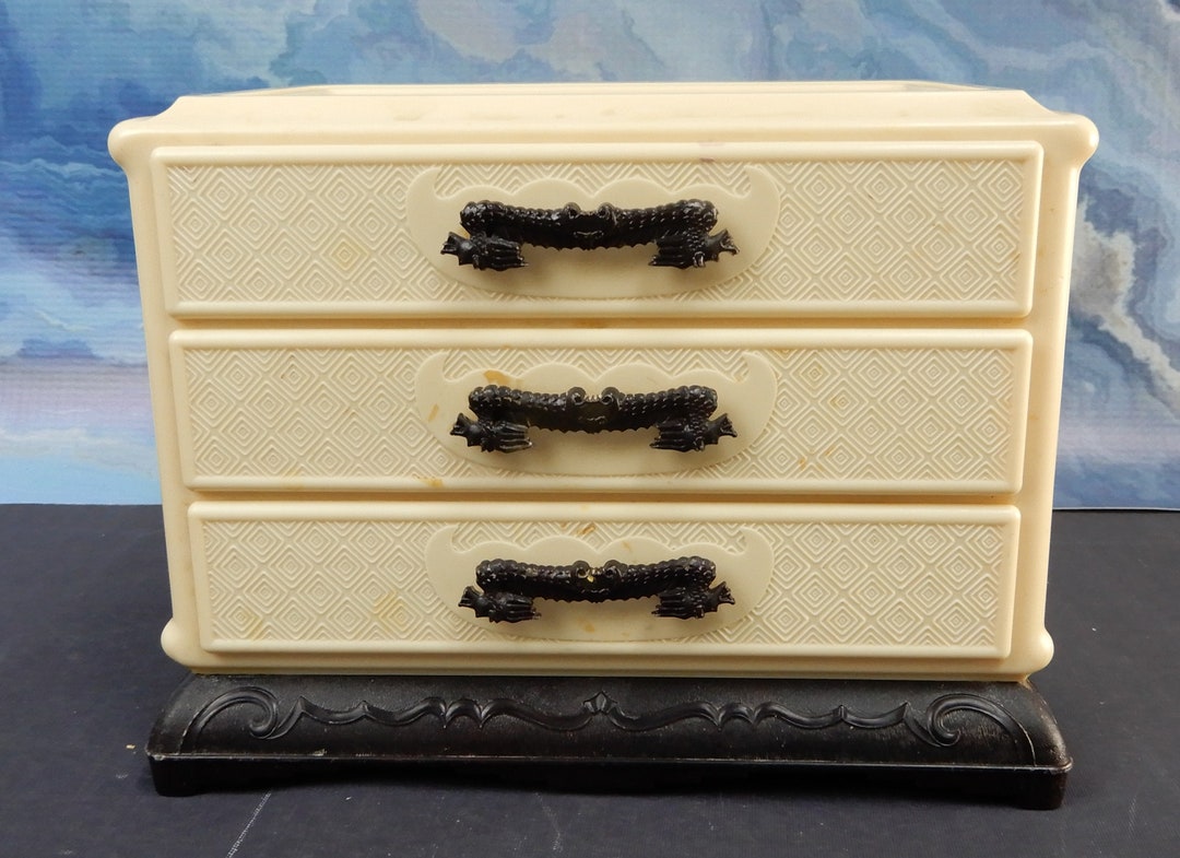 Vintage Asian Celluloid Bakelite Beige Jewelry Box Embossed Black ...