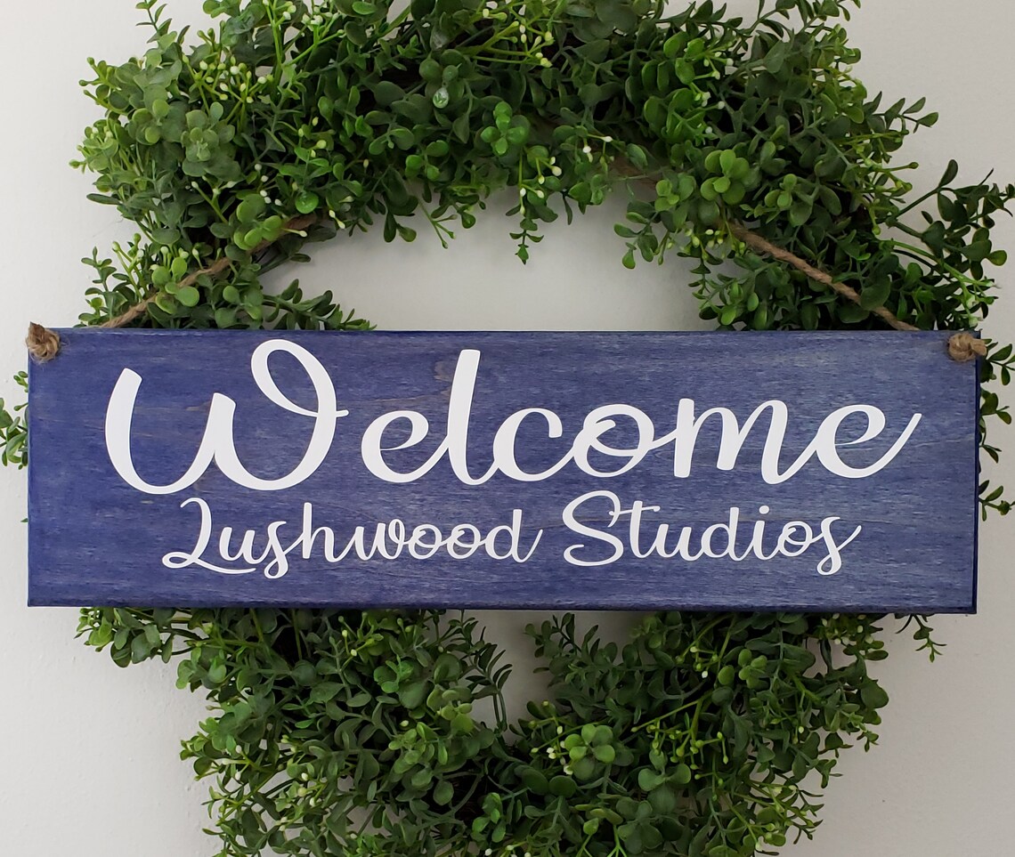 Family Name Welcome Sign Personalized Housewarming Gift Front | Etsy