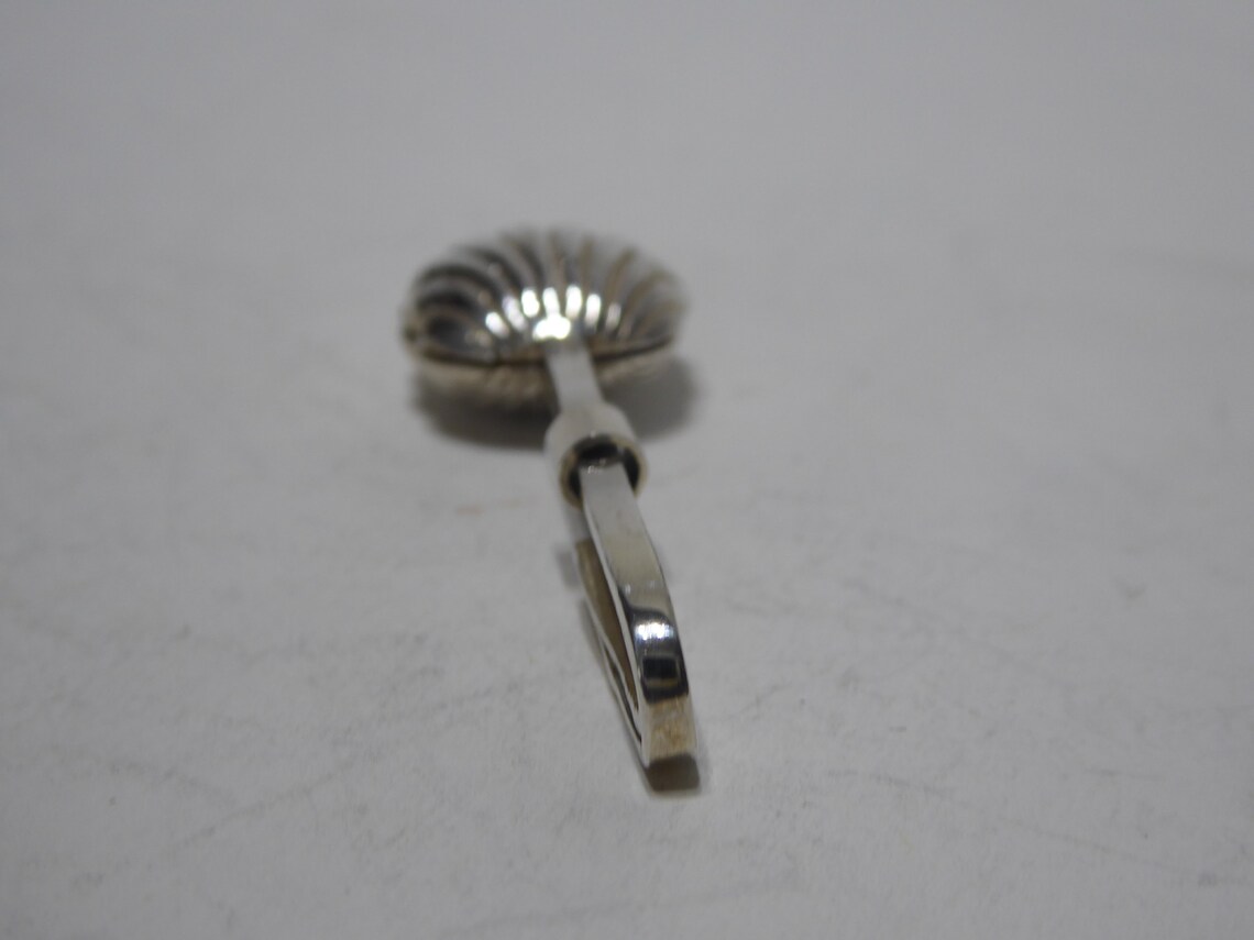 Buy 2000 Sterling Silver Scallop Napkin Hook/clasp Online in India - Etsy