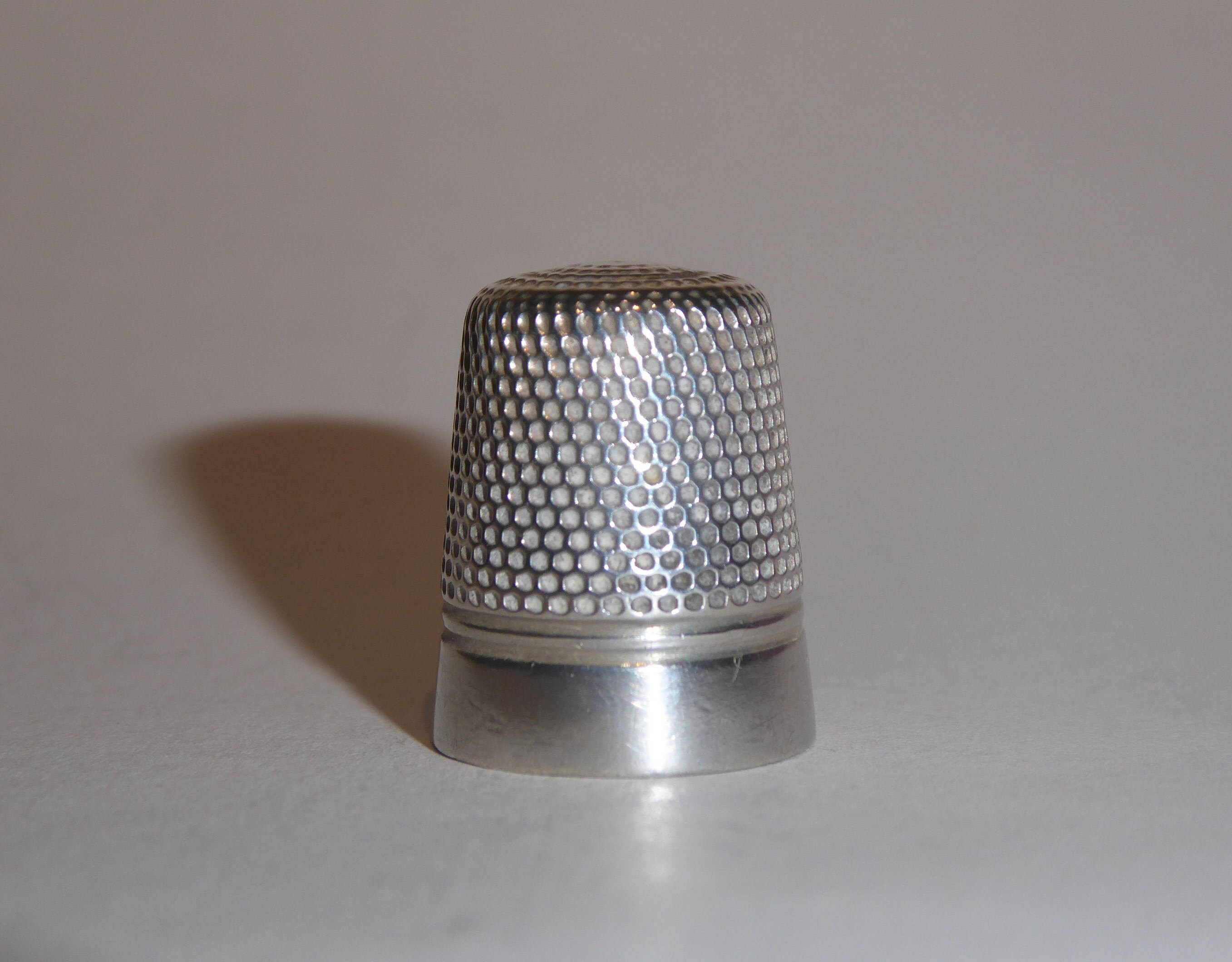 No.8 Charles Horner Dorcas Sterling Silver English Thimble - Etsy UK