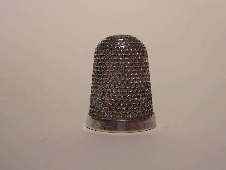 No.3 Charles Horner Dorcas Sterling Silver English Thimble Large - Etsy UK