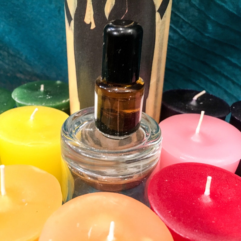 ADONIS OIL Full/new Moon-handblended-herbal Oil-all Natural-spell - Etsy
