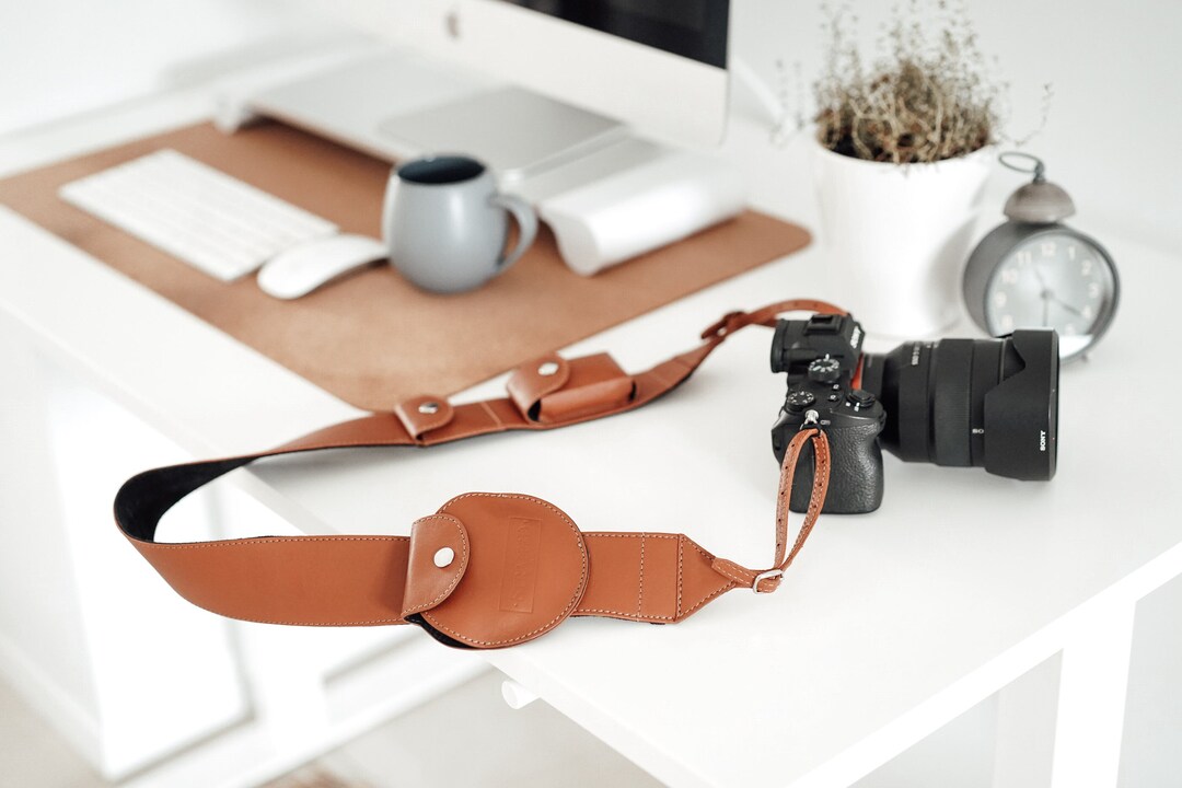 Leather Camera Strap With Pockets: Australian Made DSLR Strap - Etsy