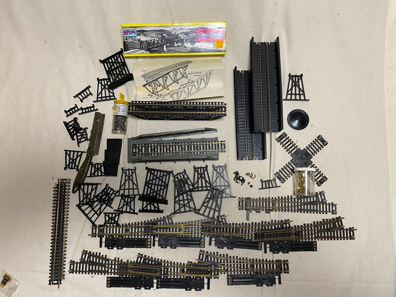 Massive HO Train Set Including Bachmann Union Pacific Locomotive ...