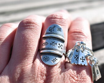 Latvian 7 Day Ring - Etsy