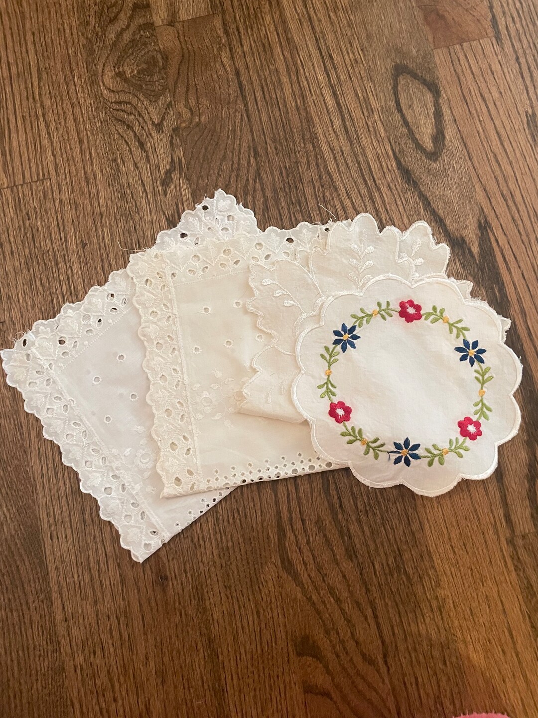 Bundle of 4 Vintage Small Table Linens Assorted - Etsy