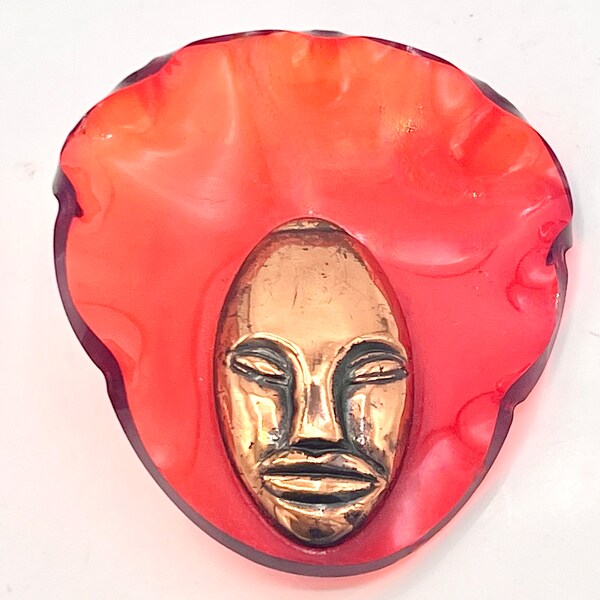 Face Mask Brooch - Etsy