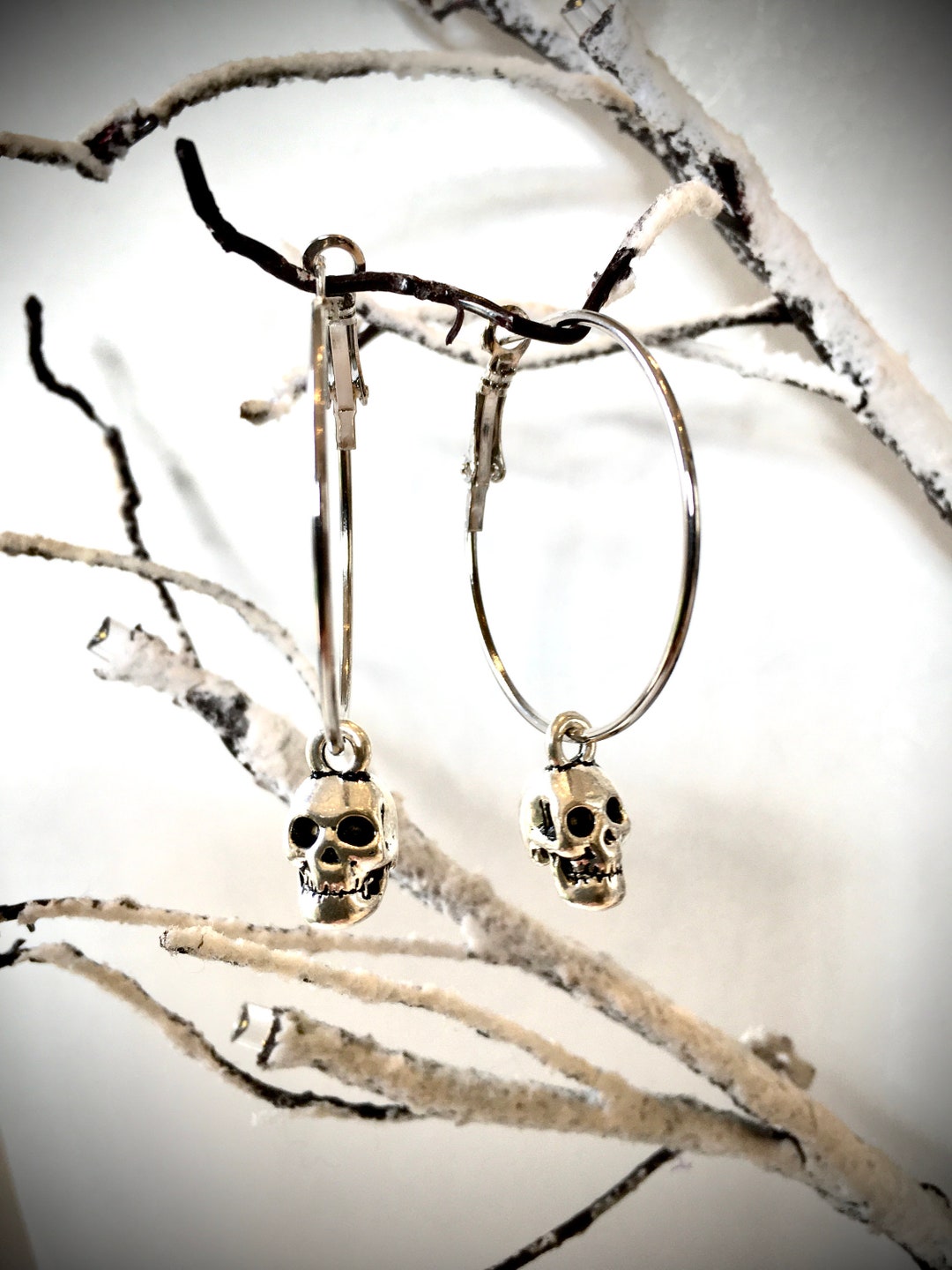 Skull Hoop Earrings, Gothic Skulls, Statement Jewellery, Creepy Skull ...