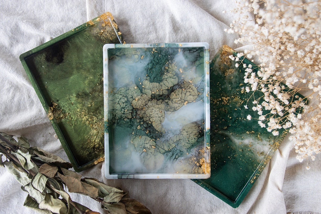 Custom Handmade Resin Tray: Marble Effect, Gold Detail - Etsy