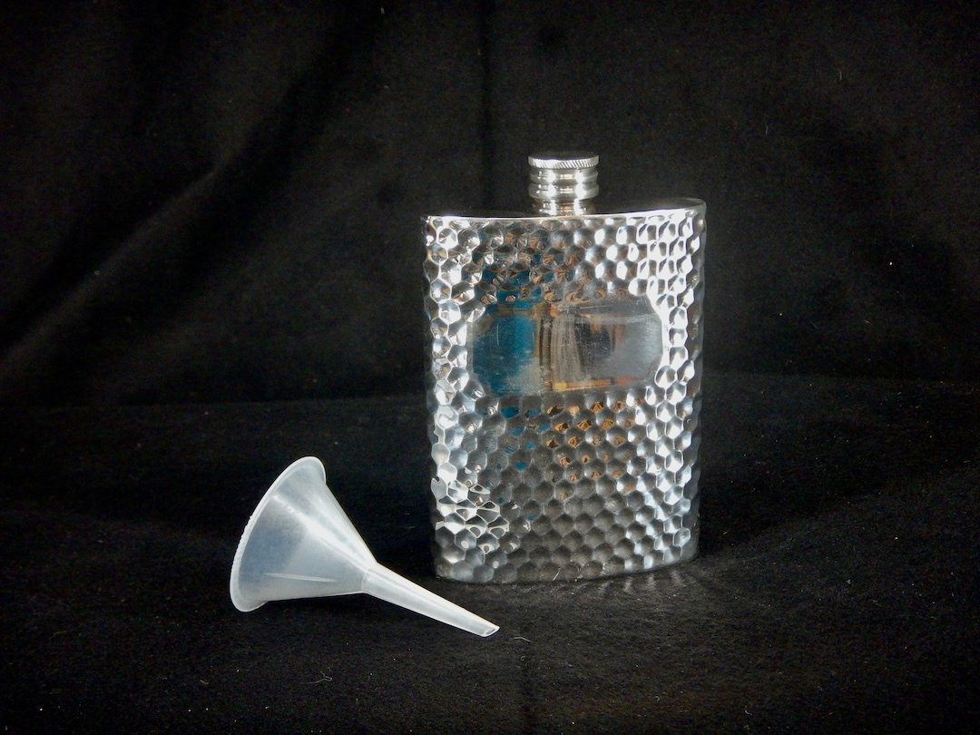British Pewter Whisky or Whiskey Flask - Sheffield Hip Flask - Sporran ...