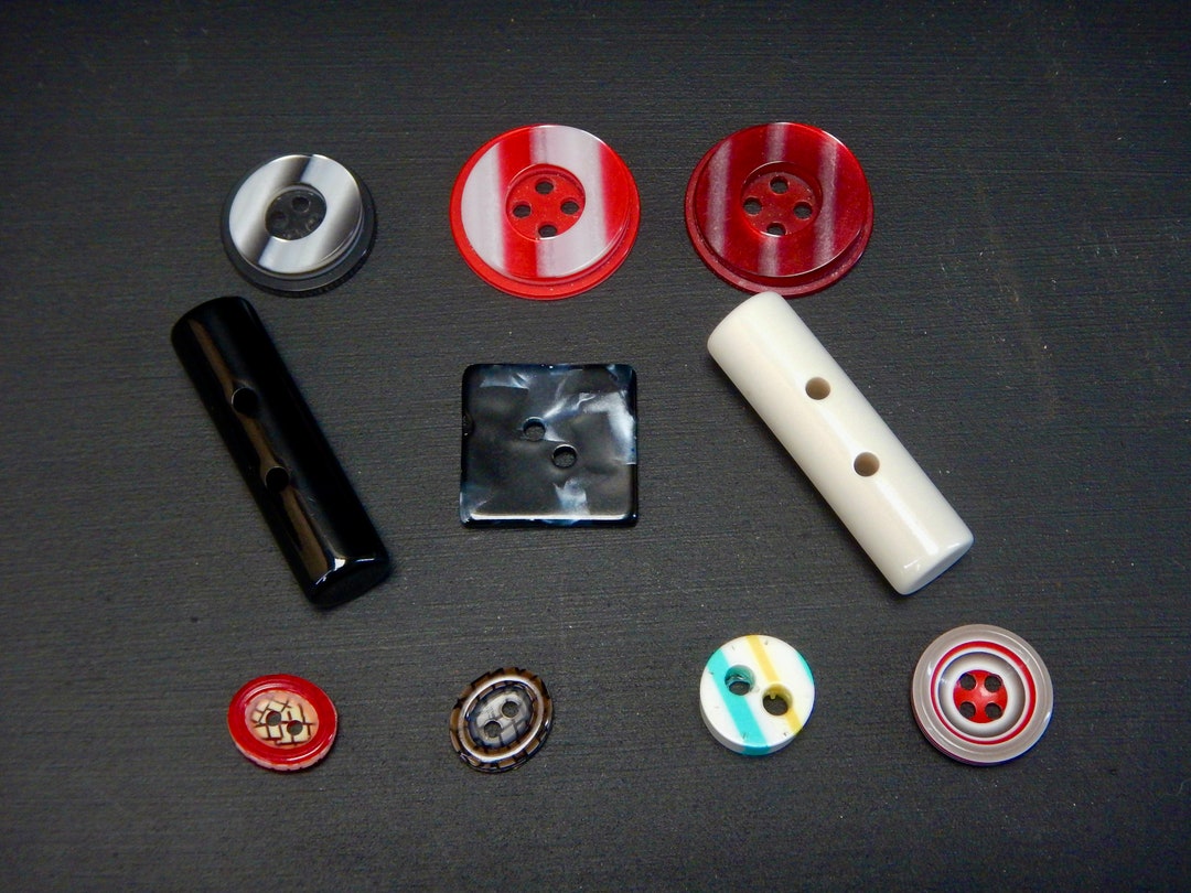 French Vintage Léa Stein Buttons - Very Rare Collection of Ten Lea ...