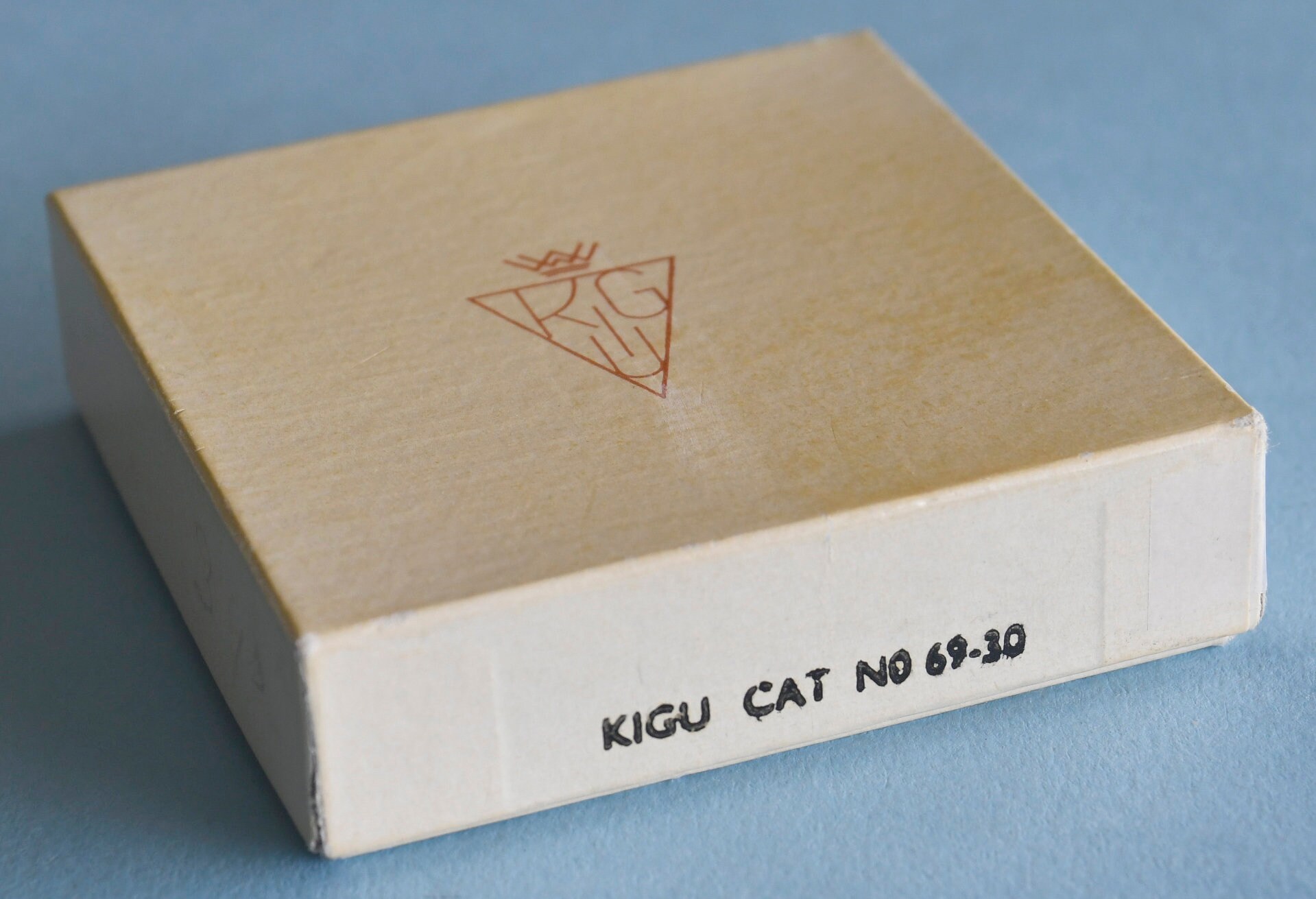 Rare FIGURAL PETIT POINT Kigu Powder Compact, Vintage Karette Kigu ...